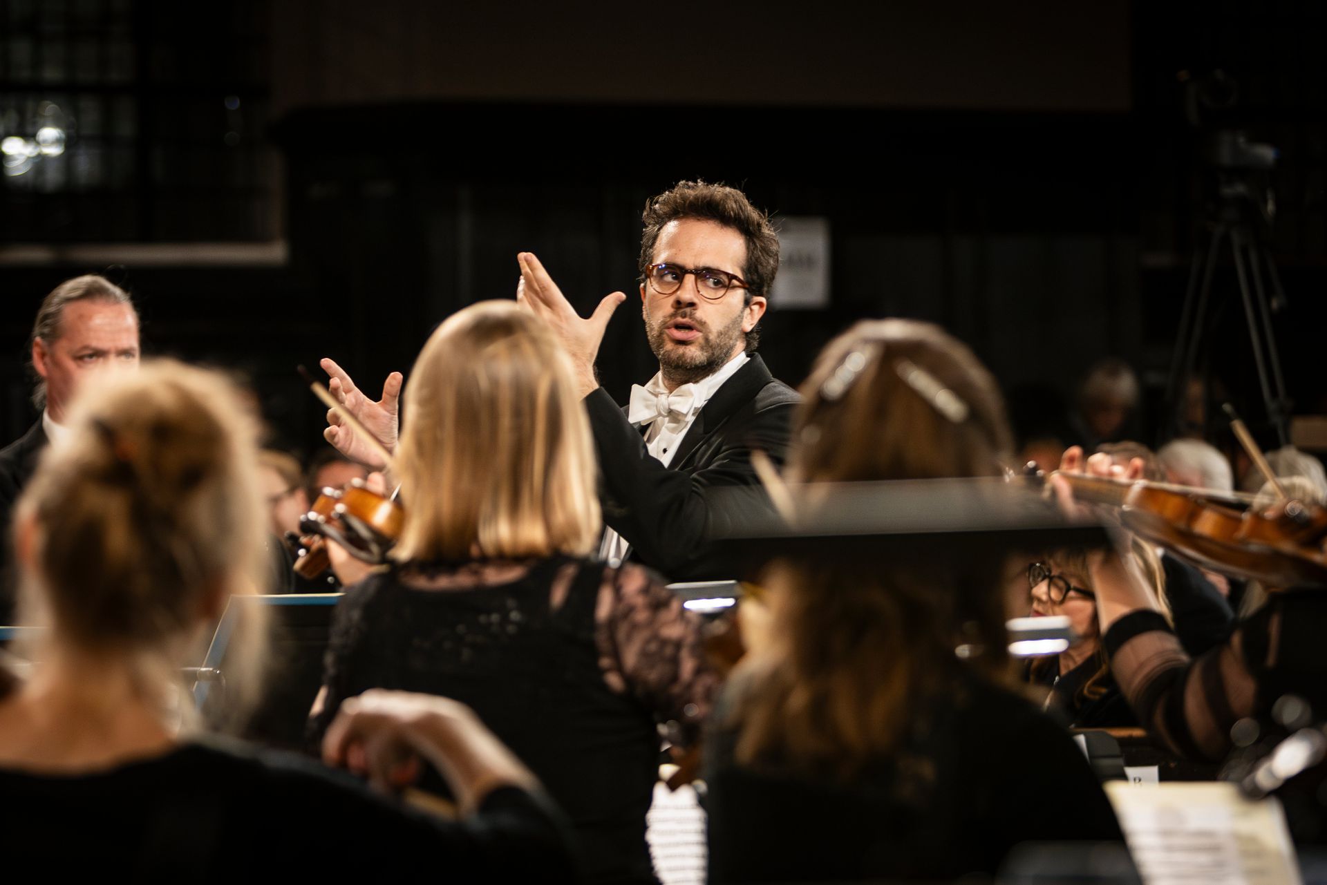 Dirigent Dinis Sousa over kritiek: ‘Jezelf terugzien en -horen is de ...