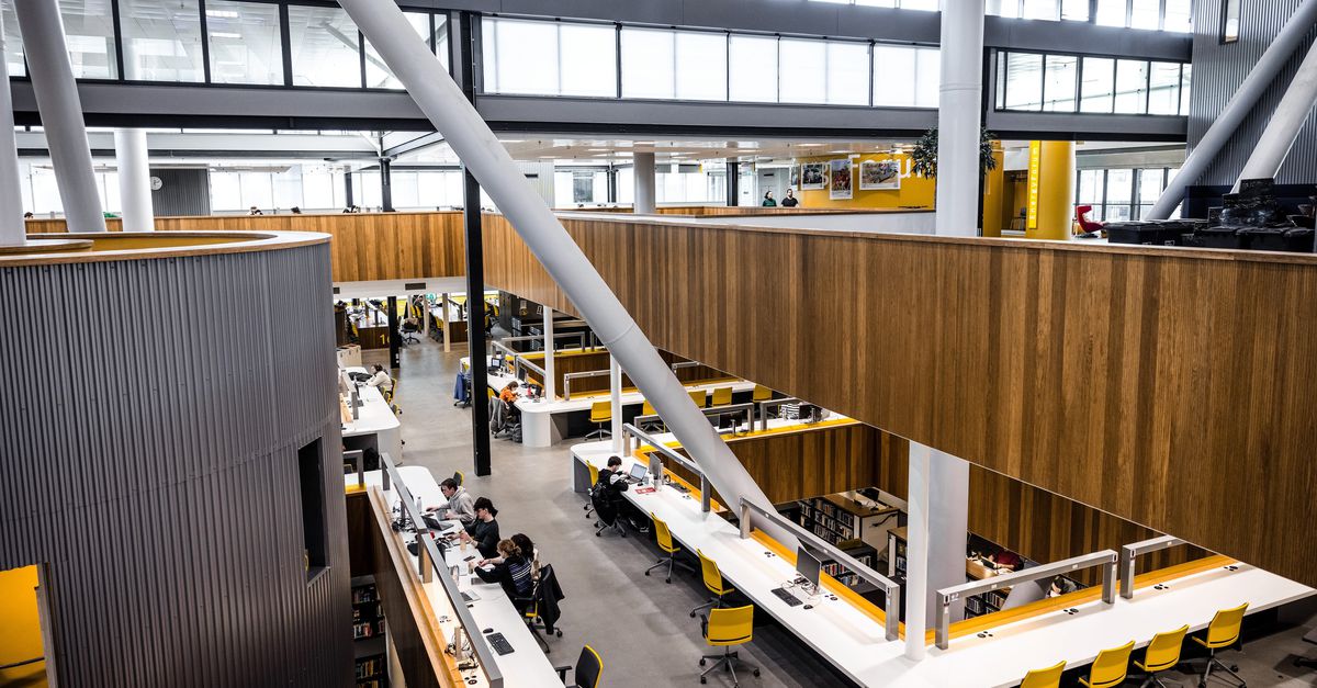 Een week van DDoS-aanvallen en een hack, maar experts zien weinig ...