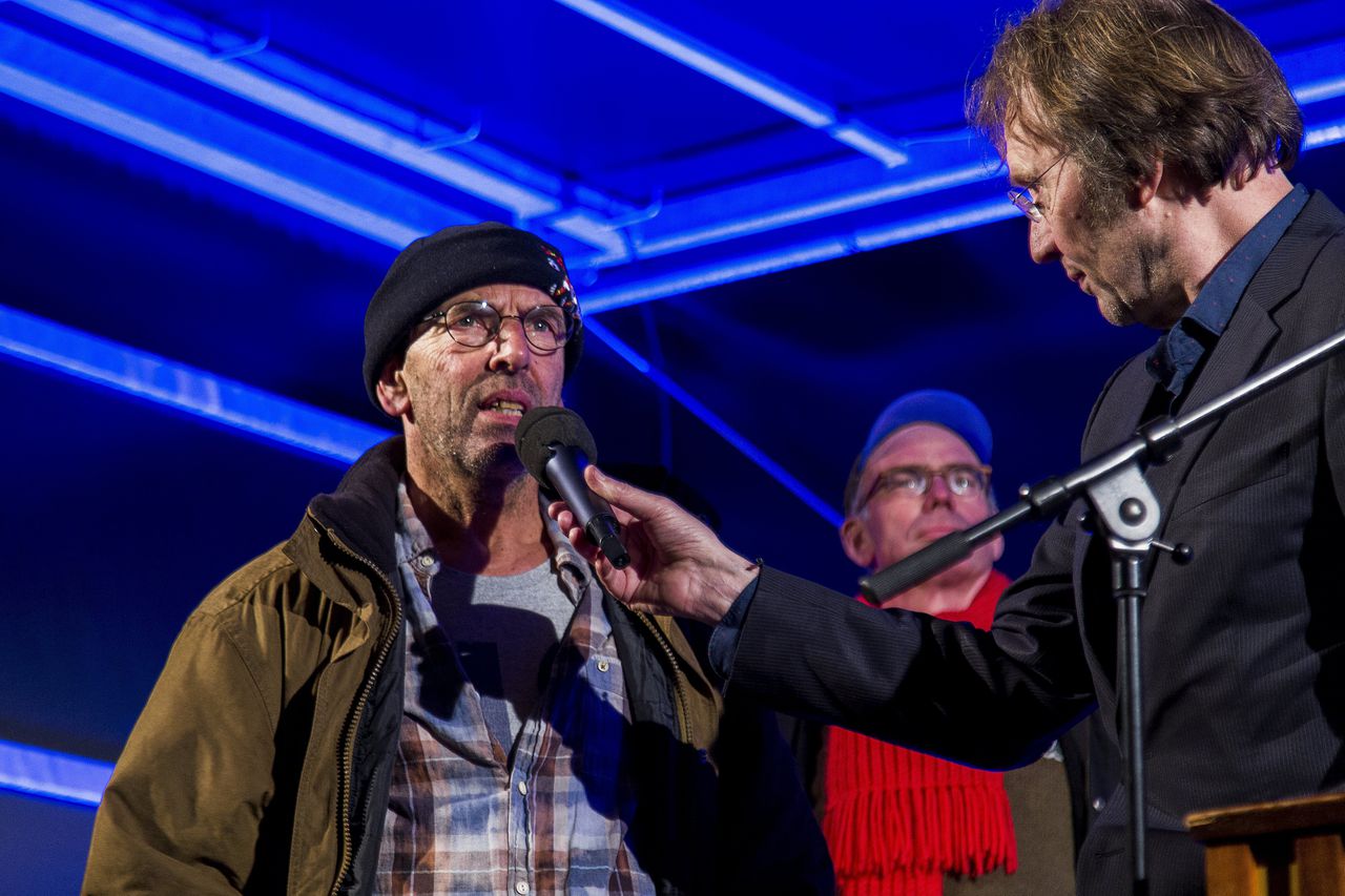 De Volkskrant vraagt cartoonist Jos Collignon na 44 jaar te vertrekken ...