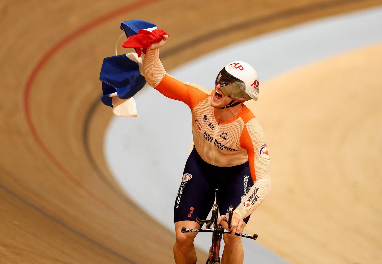 Jeffrey Hoogland voor de vierde keer wereldkampioen op kilometer ...