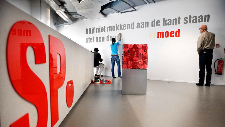 Harry van Bommel: SP-top overweegt nieuwe partijnaam - NRC