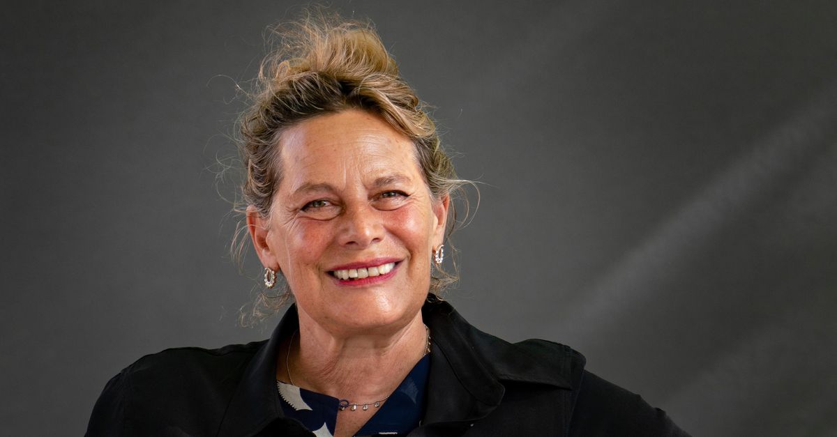 Schrijver Deborah Levy: ‘Er is geen enkele reden waarom ik als ...