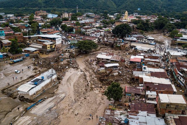 Tientallen doden na aardverschuiving en overstromingen in Venezuela - NRC