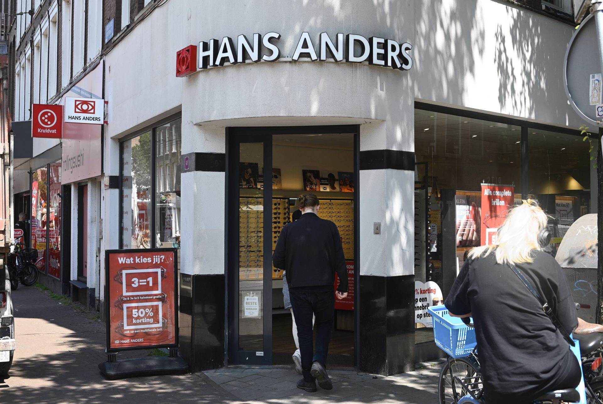 Hoge Raad maakt eind aan fiscale trucs van brillenketen Hans Anders - NRC