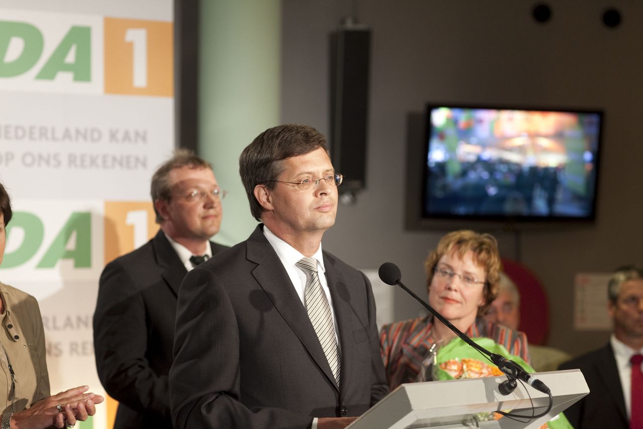 Balkenende mist zelfs brons voor zijn ontredderde partij - NRC