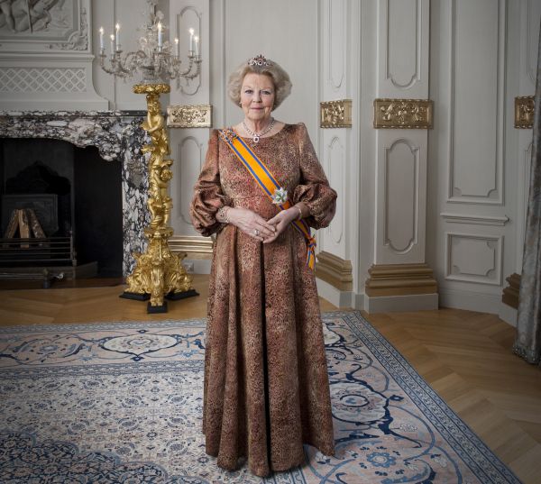 Amerikanen in juli 2009: Beatrix doet binnen jaar afstand van de troon ...