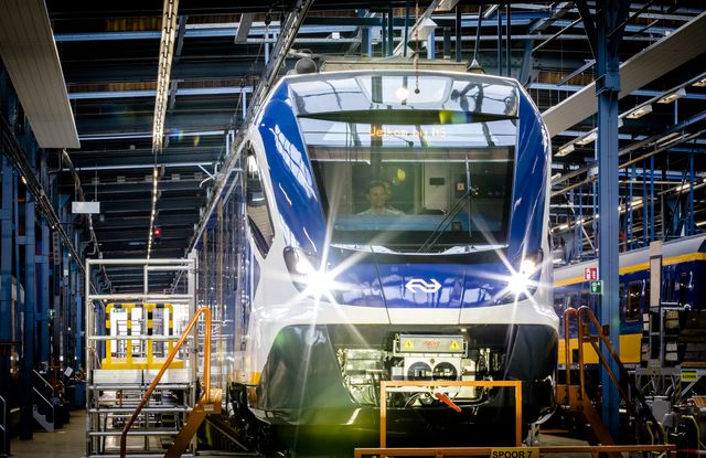 NS presenteert (alweer) een nieuwe Sprinter - NRC