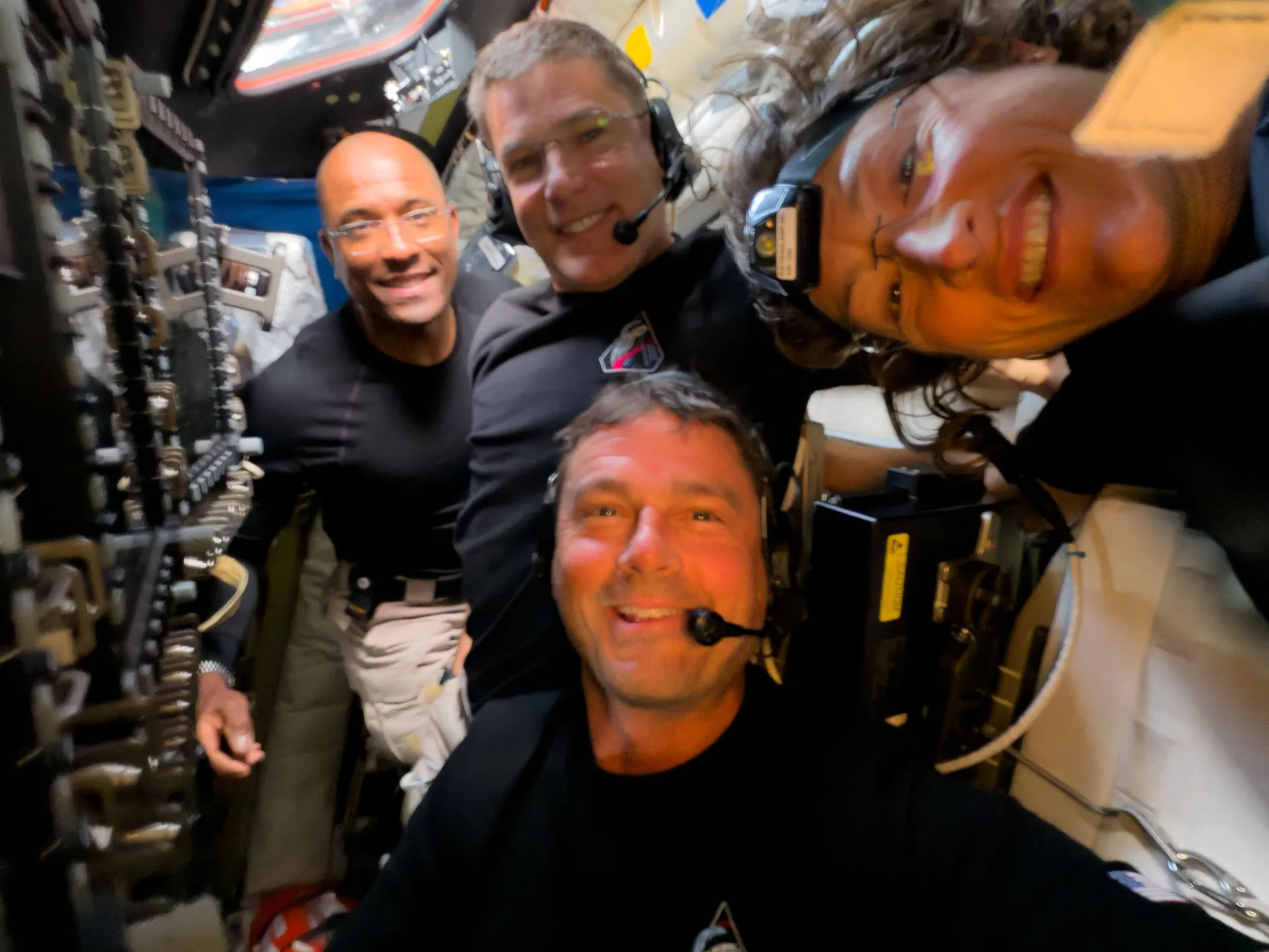 Artemis-astronaut Victor Glover uitte in 2024 zijn zorgen over een ...