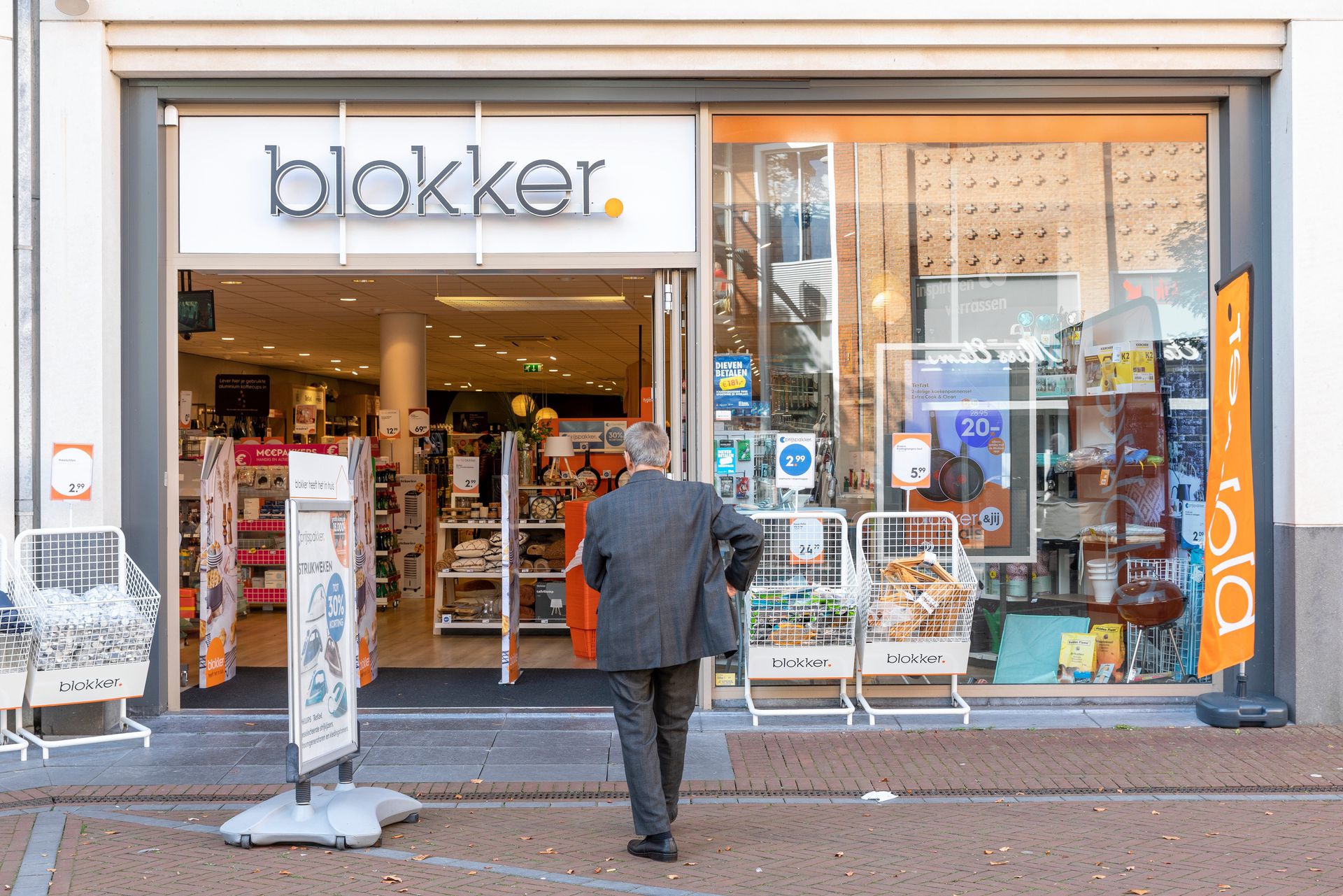 Bij noodlijdend Blokker blijkt de geldkraan al wekenlang dicht - NRC