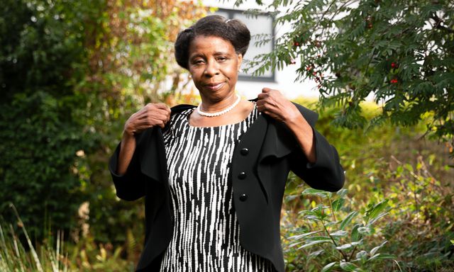 Hoe het verhaal van de zoon van bevrijde slaven bijna 50 jaar na zijn ...