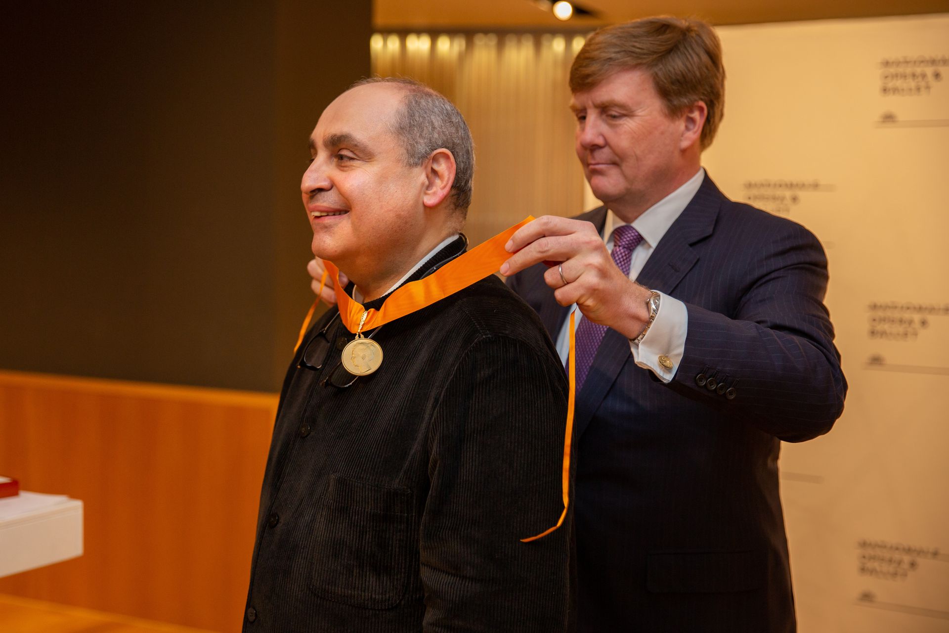 Regisseur Pierre Audi (67) overleden, was dertig jaar gezicht van De ...