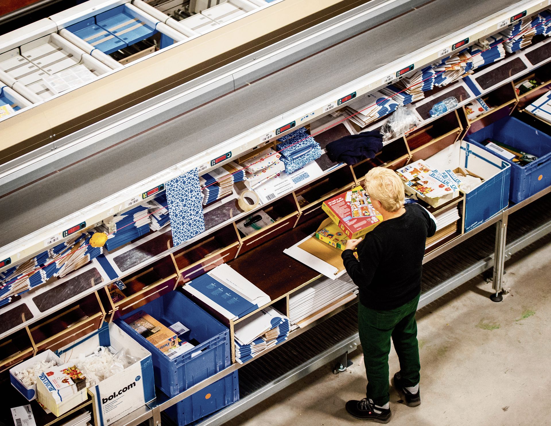 Webshop bol.com weert Zwarte Piet - NRC