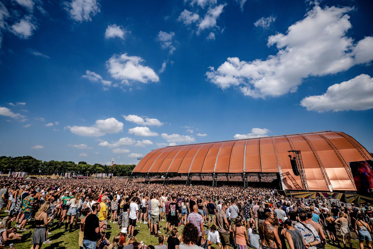 Minder pers in Biddinghuizen door bezwaar tegen ‘Lowlands-tientje’ - NRC