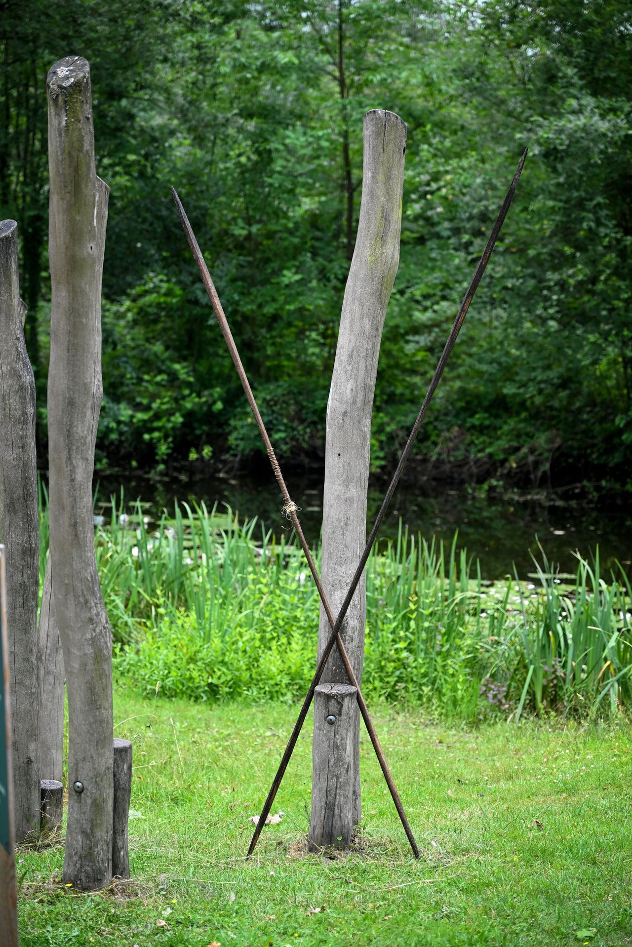 Wat twee speren zeggen over de gewelddadige geschiedenis van Shell - NRC