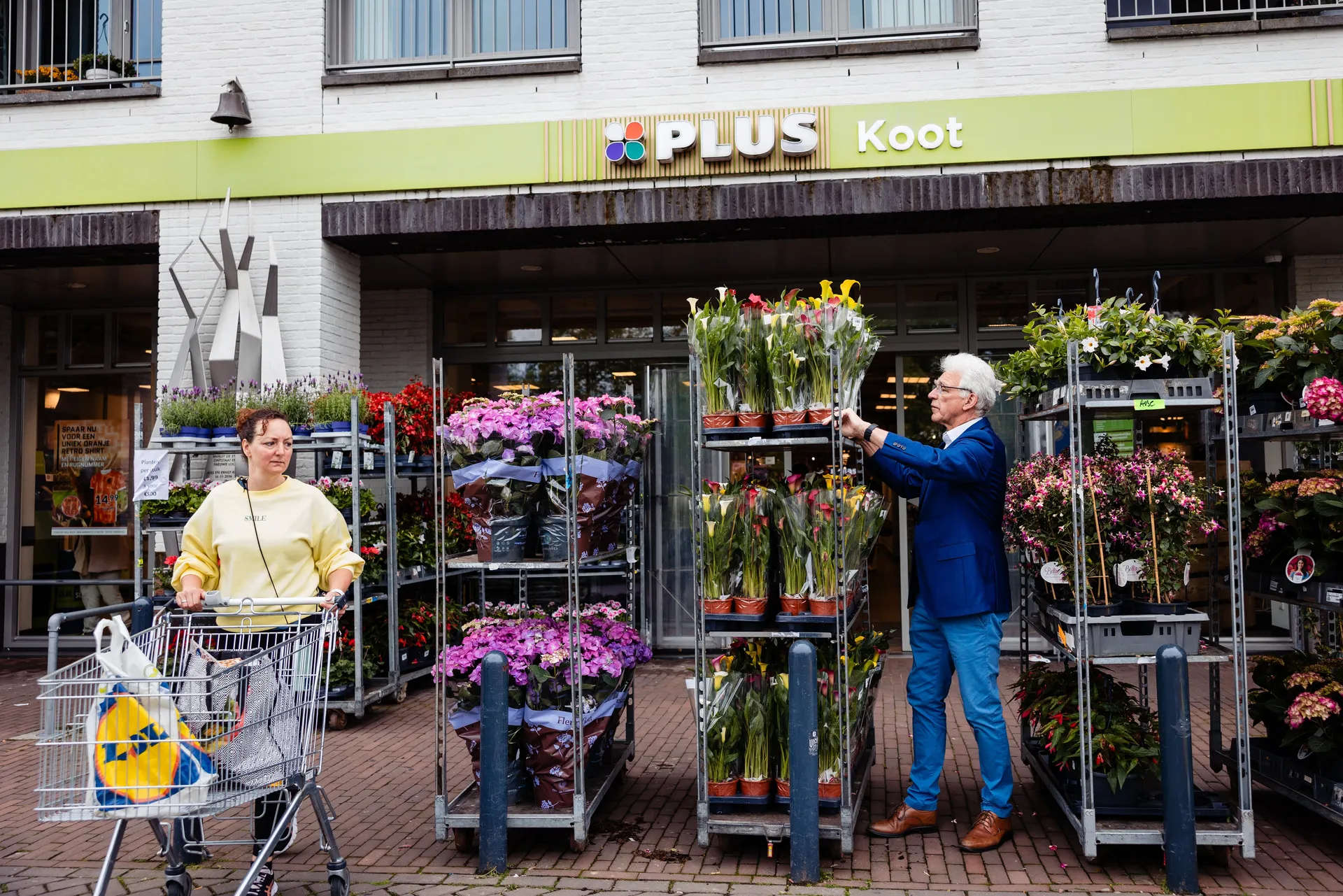 Supermarkten verliezen nog altijd geld aan bezorging. Waarom is dat? En ...