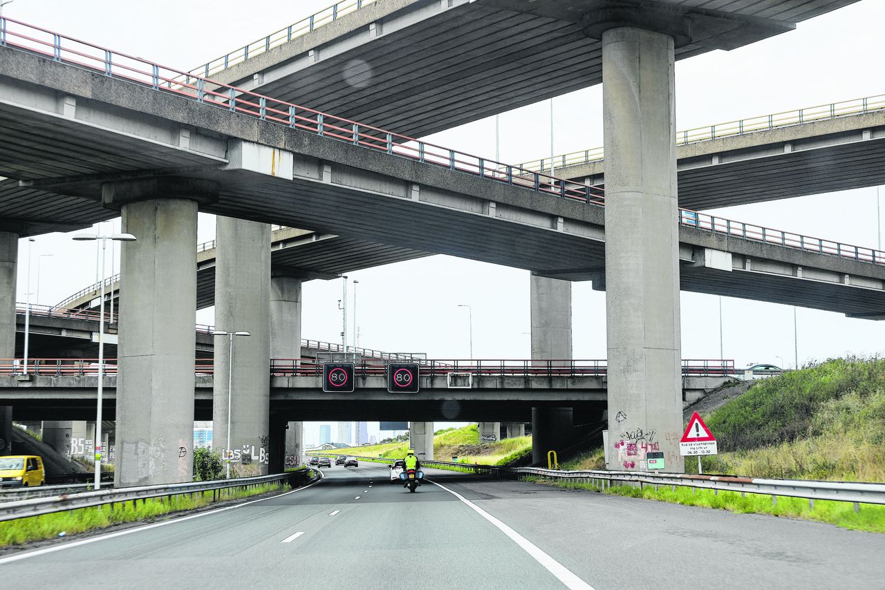 Verkeershinder door slijtage bij negentig viaducten en bruggen - NRC