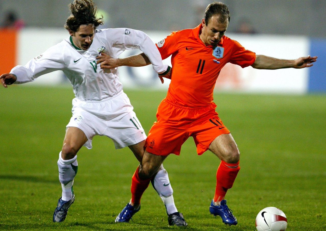 Oranje nipt langs Slovenen - NRC