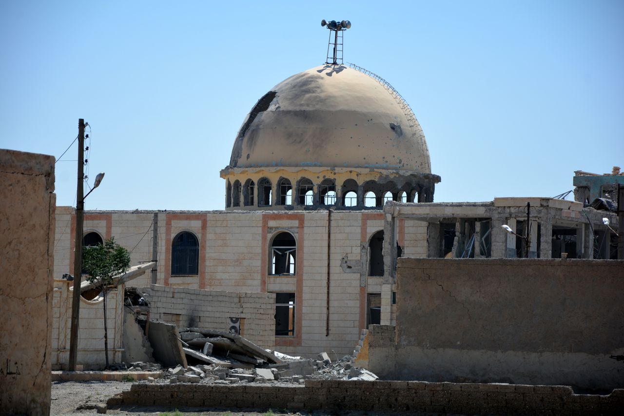 ’64 doden bij gevechten Syrië en IS in Raqqa’ - NRC