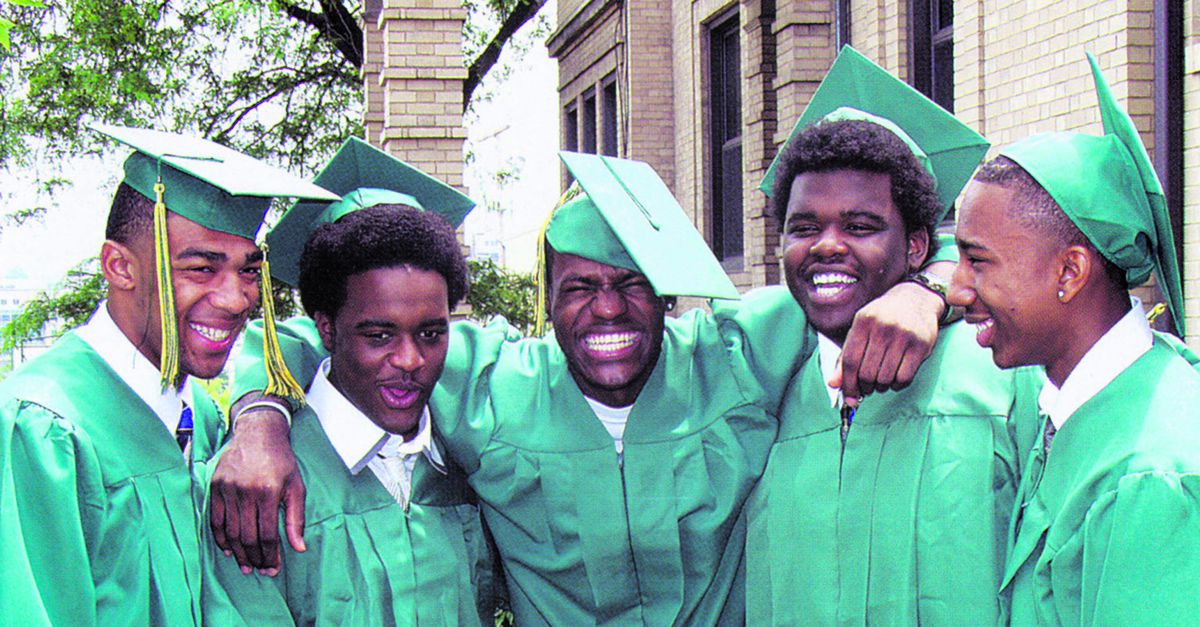 De Fab 5 toen LeBron James nog maar een studentje was - NRC