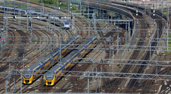 NS waarschuwt voor mogelijke problemen op spoor door noodweer - NRC