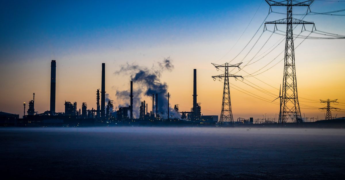 Olie-industrie Botlek wil 2,1 miljard euro voor CO2-opslag - NRC