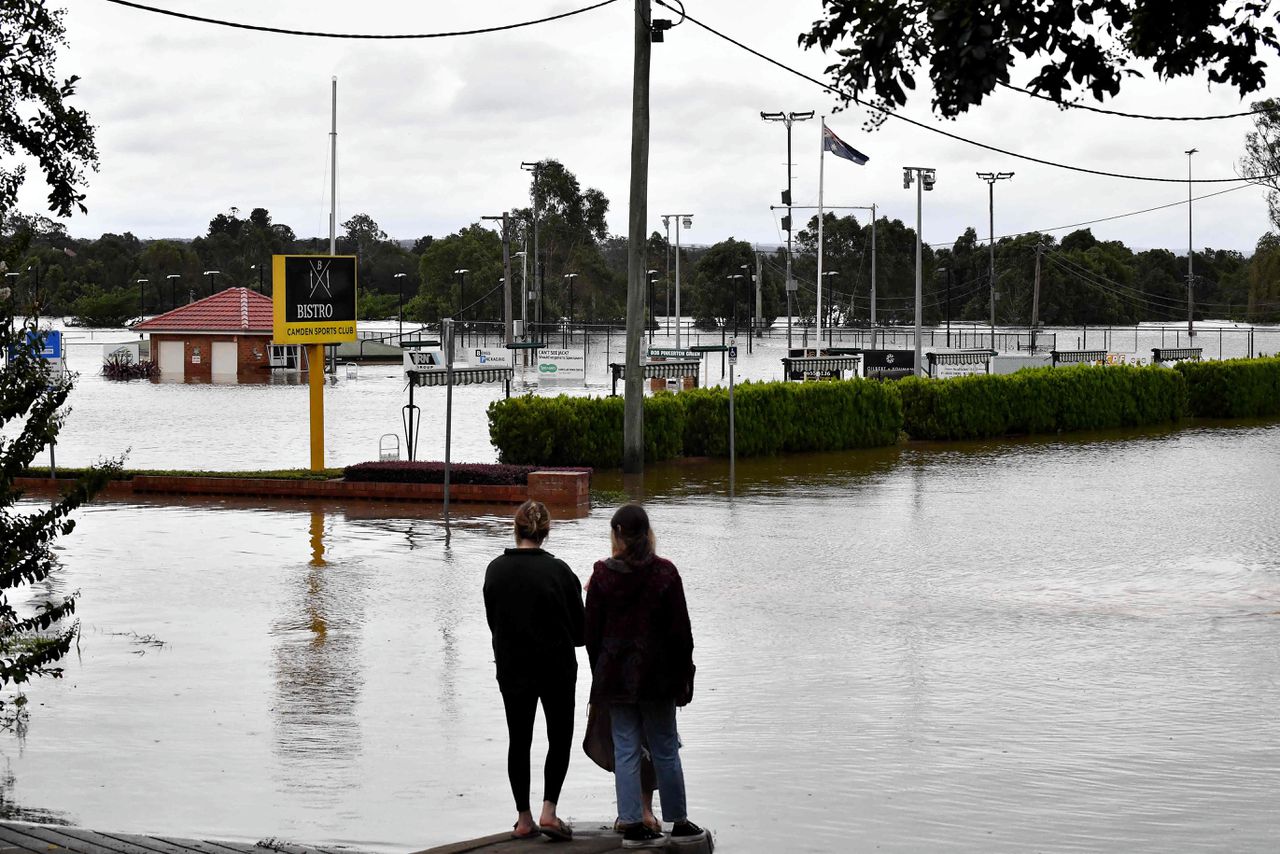Tienduizenden evacuaties en zeker twintig doden door noodweer oostkust ...