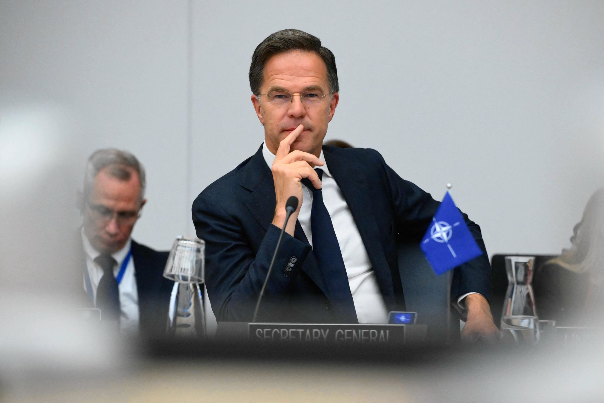 Rutte: NAVO-landen moeten ‘enorme sprong voorwaarts’ maken in ...
