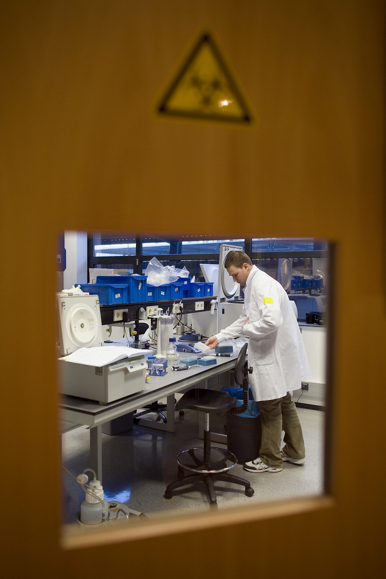 Crucell wordt zeven keer zo groot - NRC