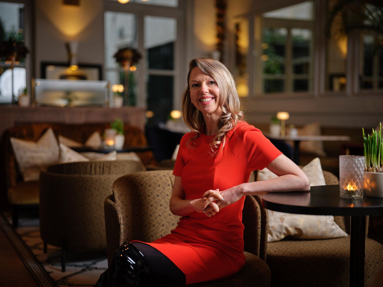 Oud-topvrouw Tinder: ‘Voor de nieuwste generatie werken datingapps niet ...