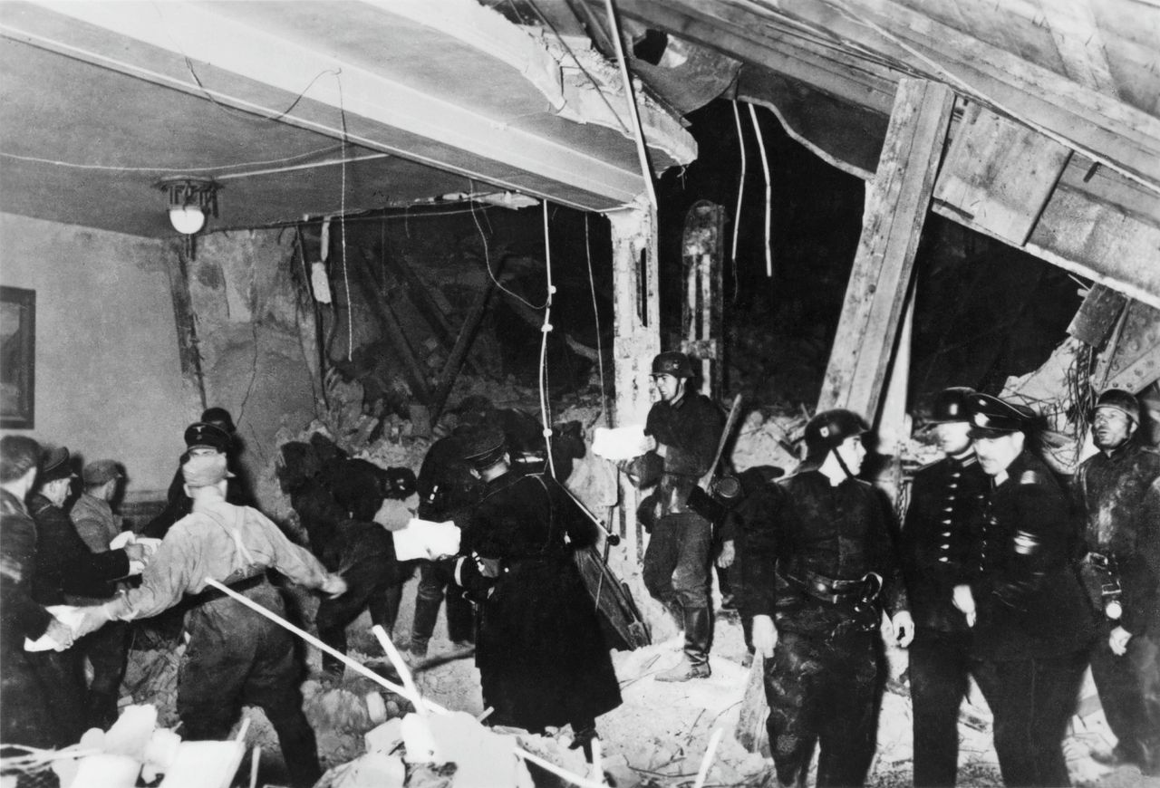 Hoe had de wereld eruit gezien als Hitler vermoord was? Historicus ...