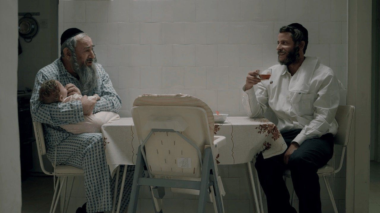 Shtisel gaat over hunkerende klungelaars, zo knisperend levensecht - NRC