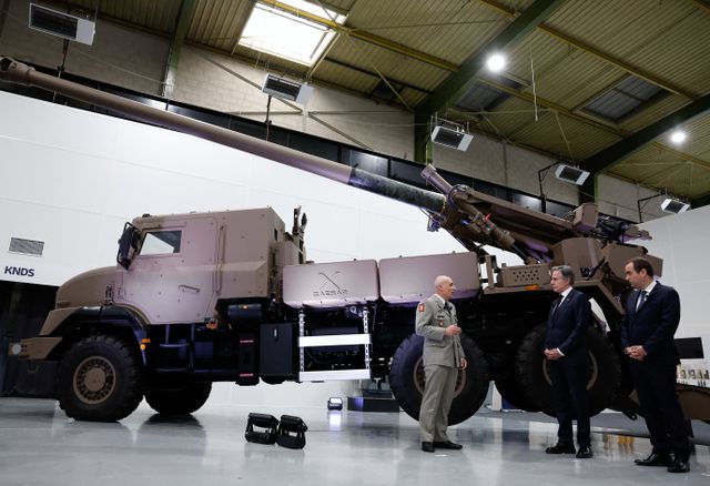 NAVO-plan: fonds met 100 miljard voor wapens aan Oekraïne - NRC