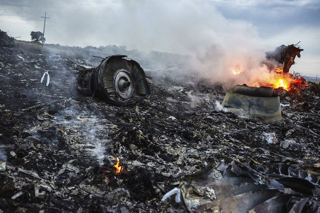 De MH17-ramp door de ogen van fotograaf Pierre Crom - NRC
