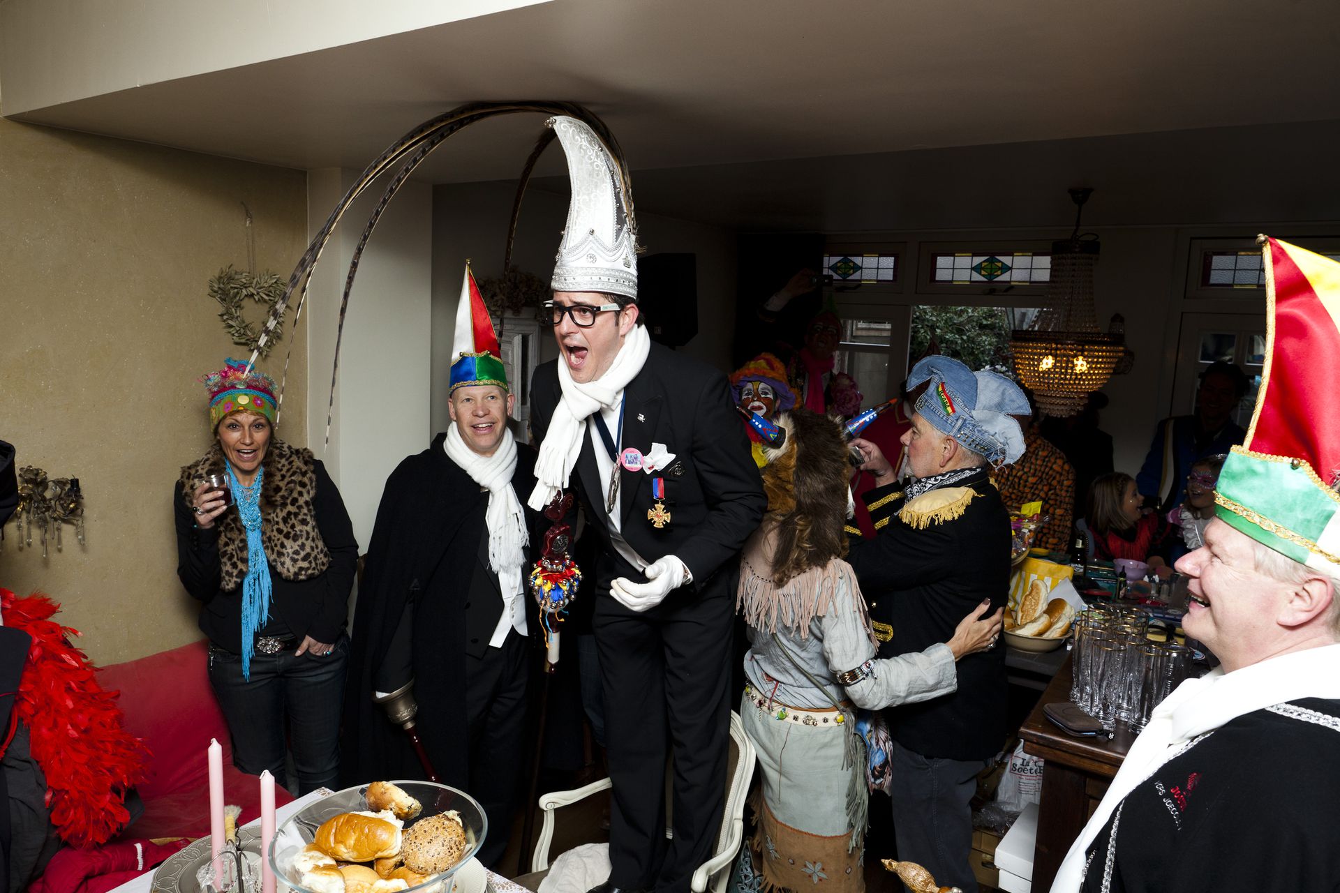 Iedereen is welkom, zeker Uwe Hoëgheid - NRC