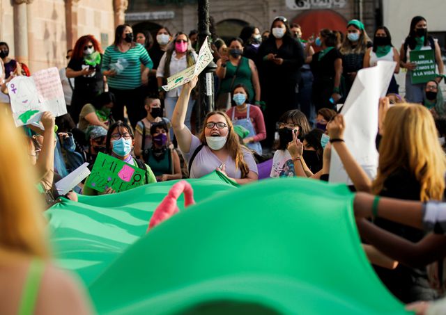 Hoogste hof Mexico oordeelt dat abortus niet strafbaar is - NRC