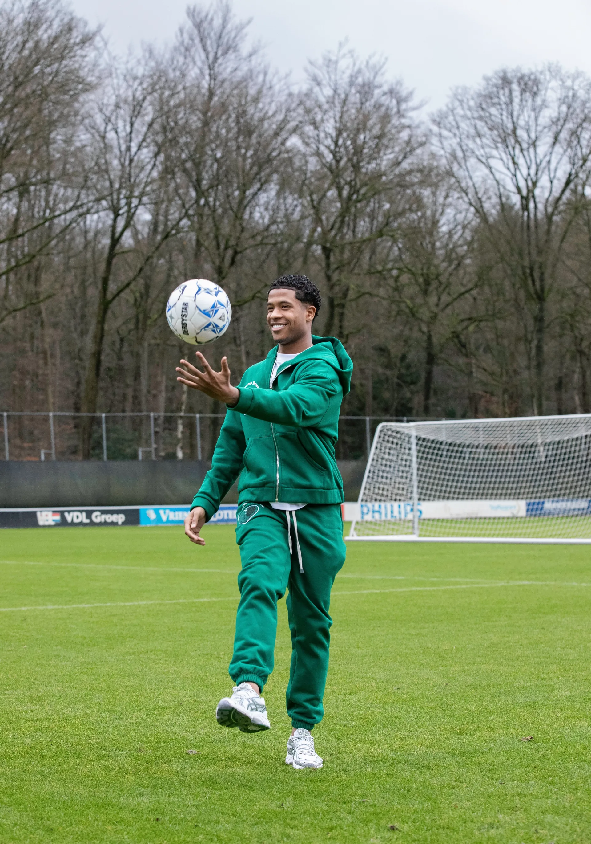Een spits helemaal uit de wedstrijd spelen, daar draait het voor PSV ...