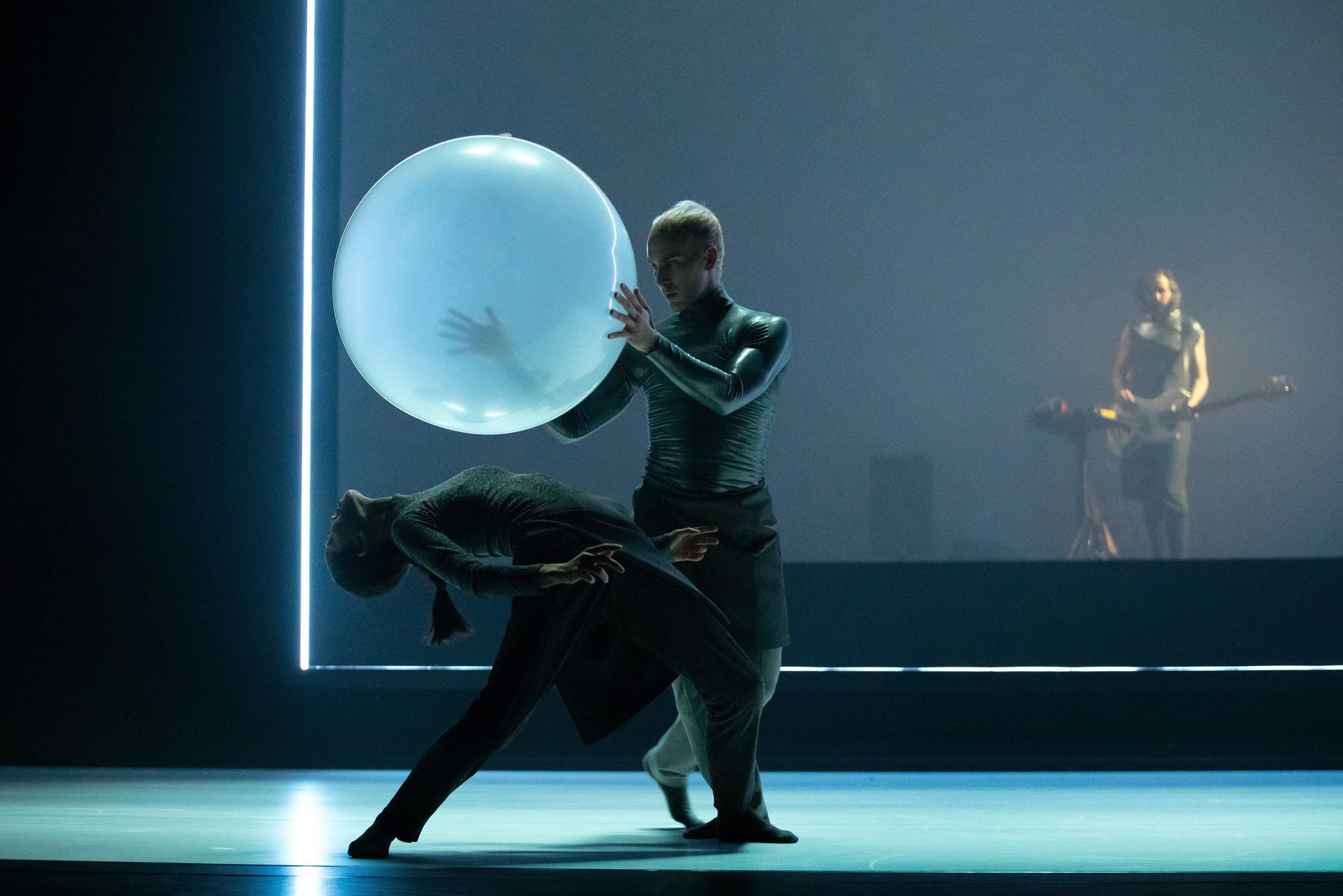 Djojokarso biedt uitweg uit de hel - NRC