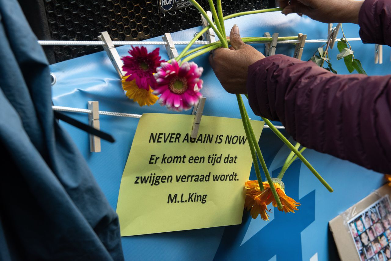 Grote opkomst op de Dam en onverwachte drukte bij de alternatieve ...