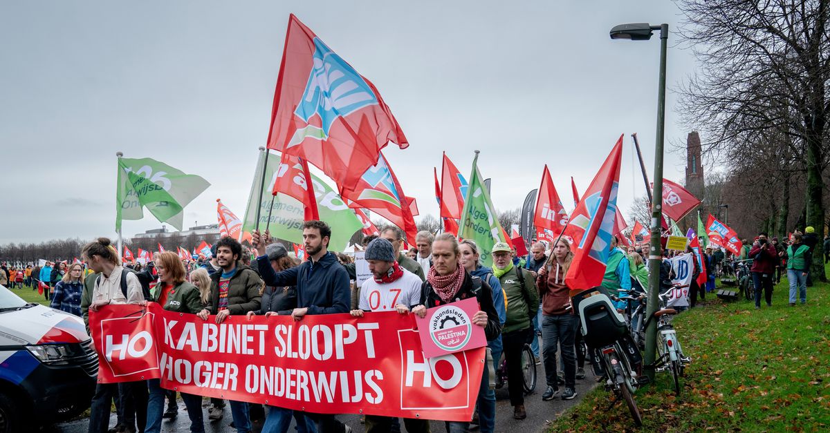 ‘Enorme teleurstelling’ over bezuinigingen op wetenschap en onderwijs ...