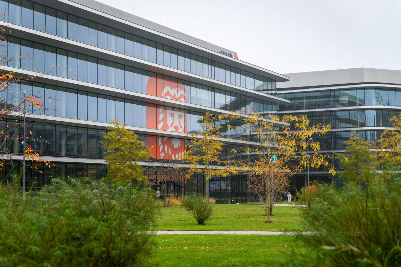 ING is, na ultimatum Milieudefensie, bereid aanpak in rechtszaal uit te ...