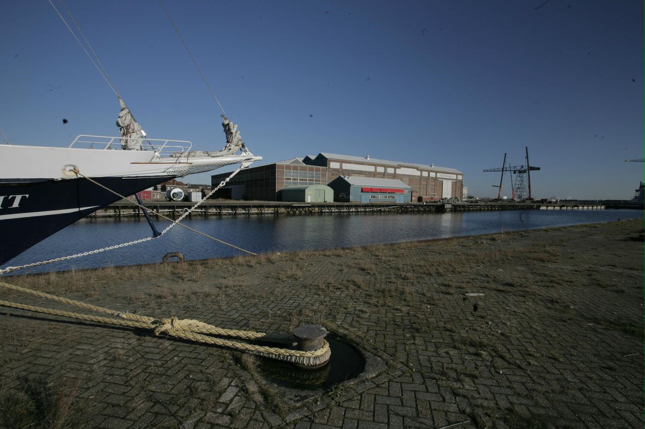 Scheldekwartier splijt stadhuis Vlissingen - NRC