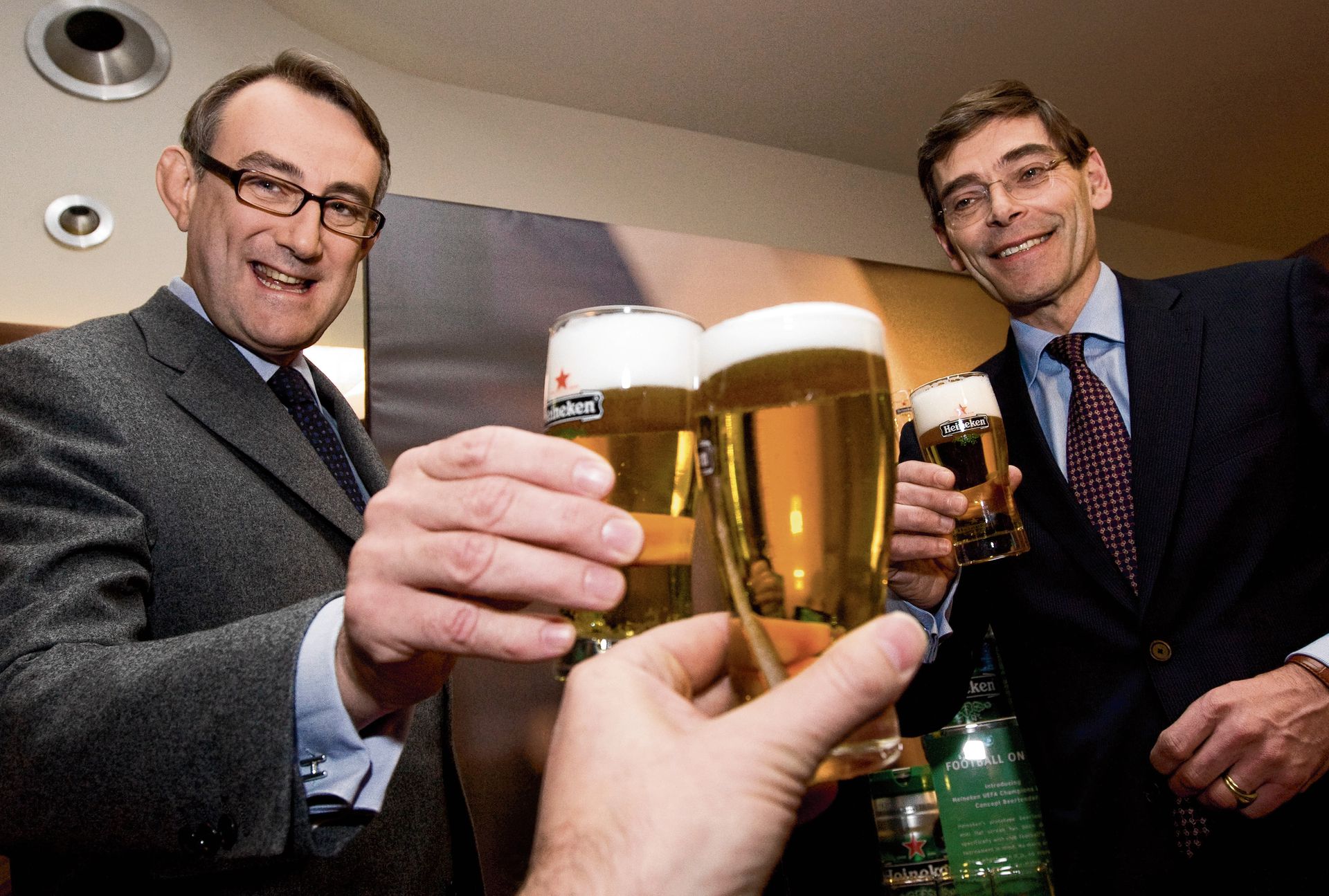 Het vertrek van oud-topman Van Boxmeer kost Heineken miljoenen - NRC