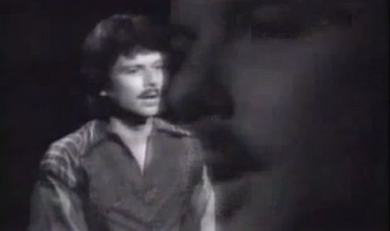 Flowerpower-zanger Scott McKenzie overleden - NRC