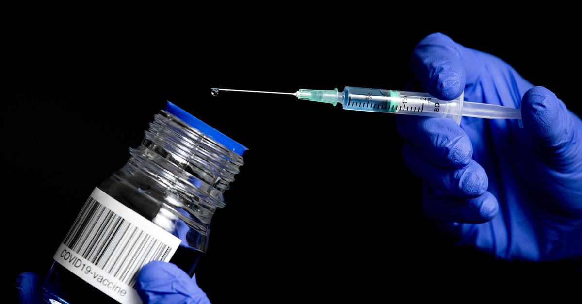 Opinie | Beloon corona-vaccinatie met meer vrijheden - NRC