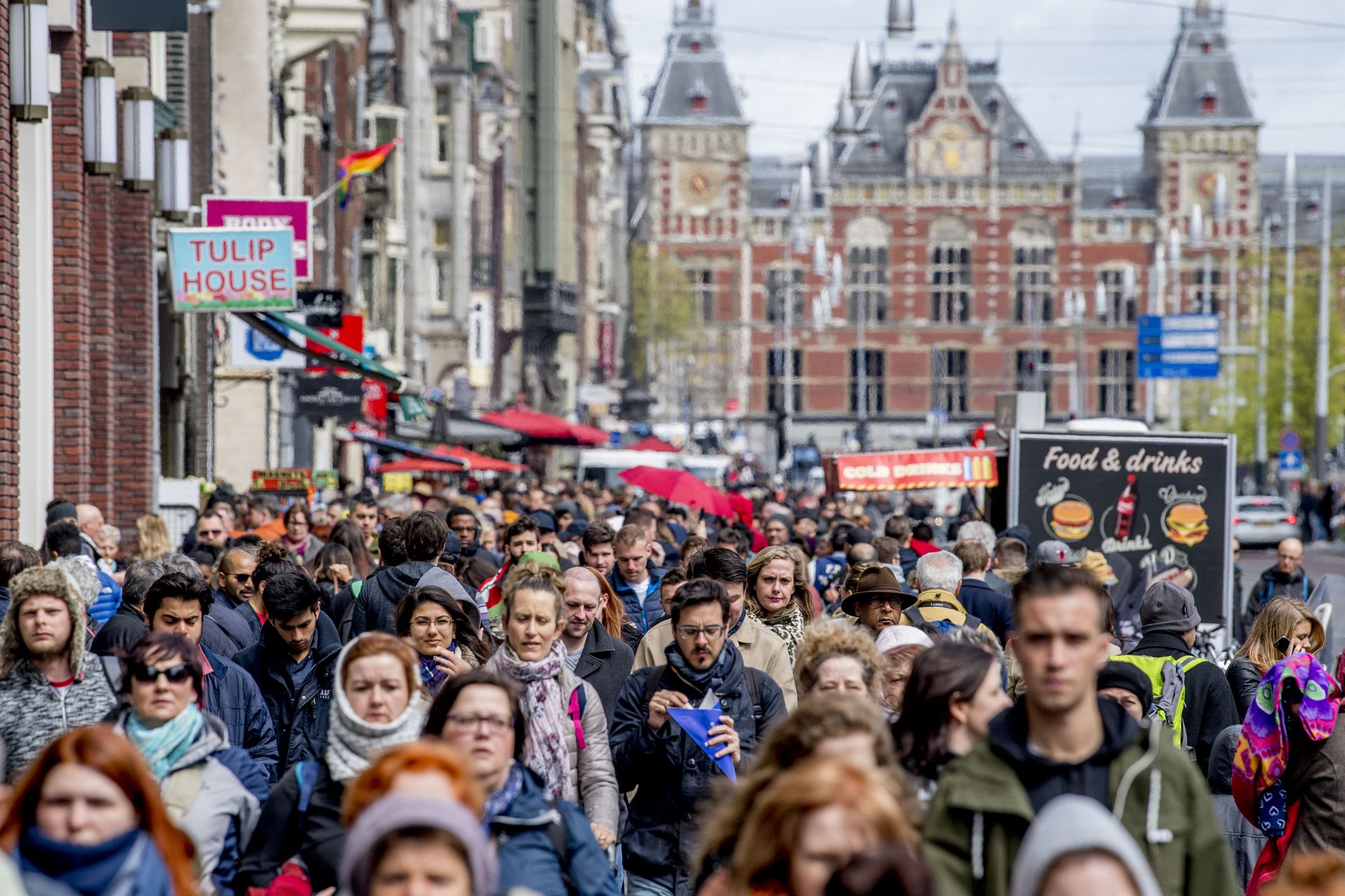 Flink meer buitenlandse winkels in Nederland - NRC