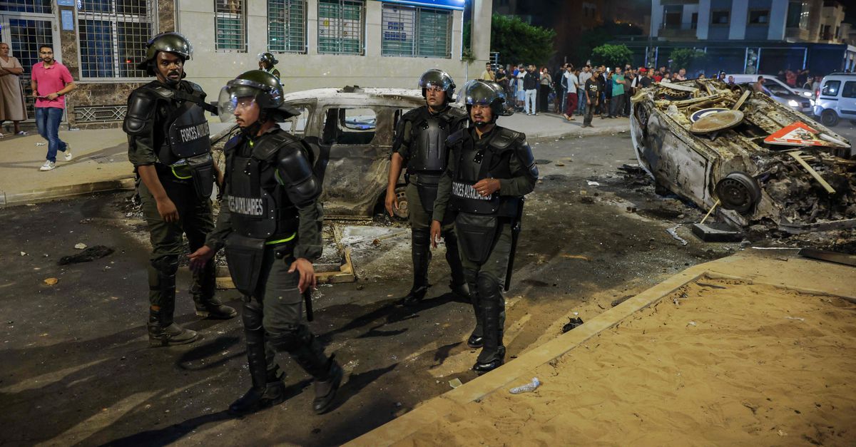 Twee doden bij gewelddadige jongerenprotesten in Marokko - NRC