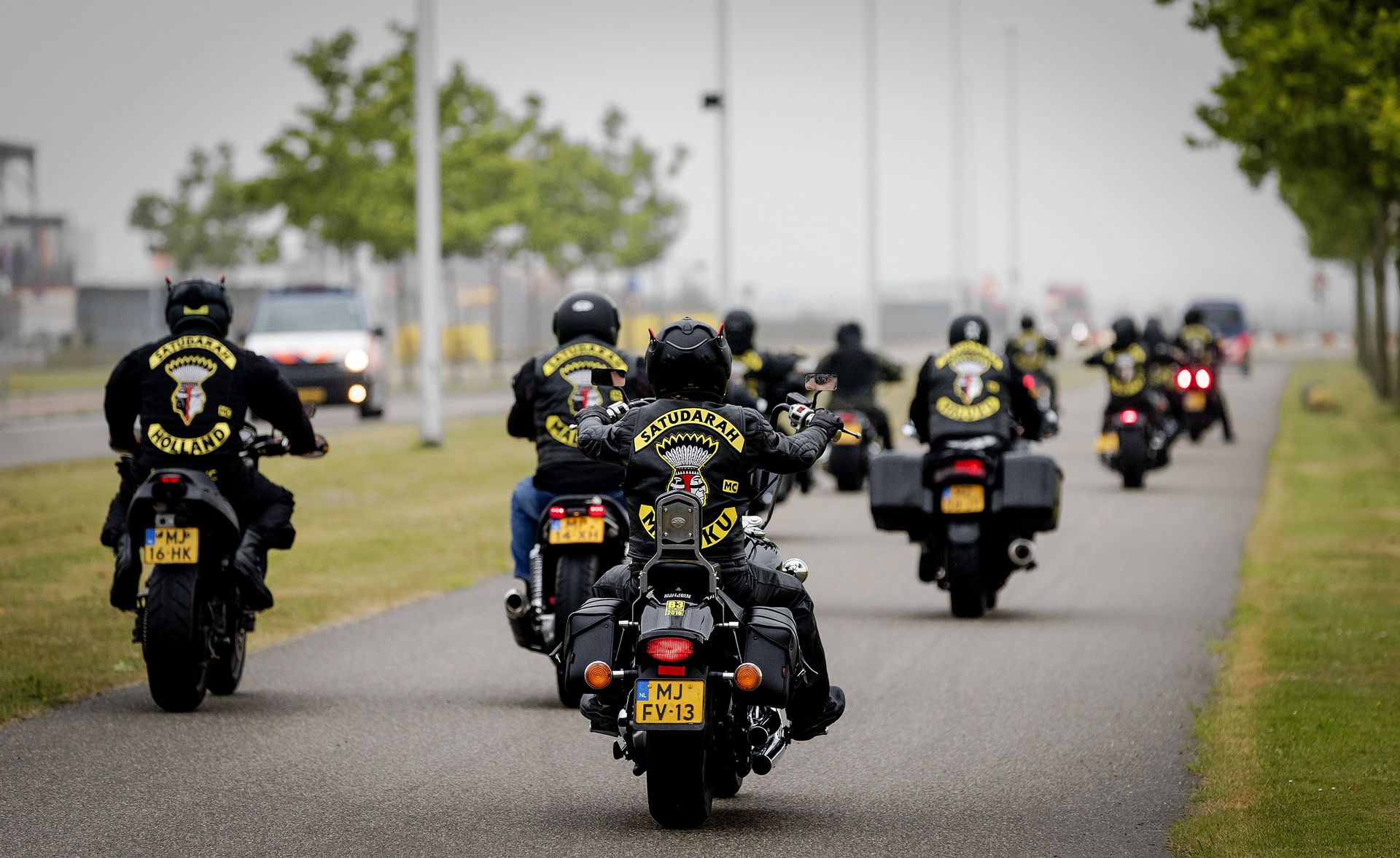 Oud-Satudarah-leden proberen baan bij Defensie te behouden - NRC