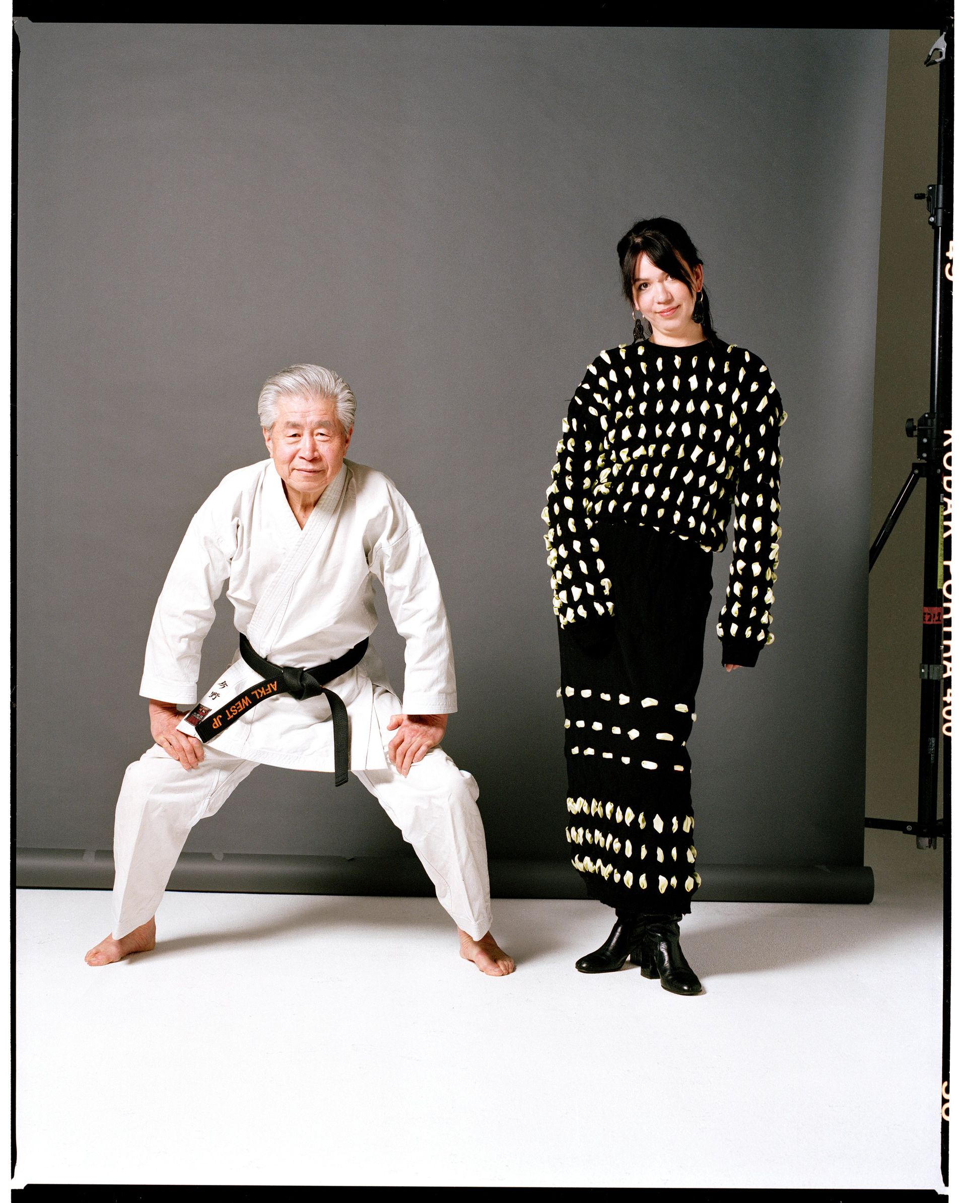 Modeontwerper Lisa Konno: ‘We hadden thuis geen spiegel, mijn vader ...