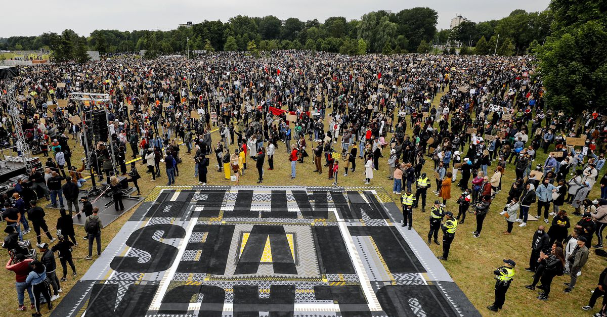 Staatscommissie: grotere maatschappelijke aanpassingen nodig tegen ...