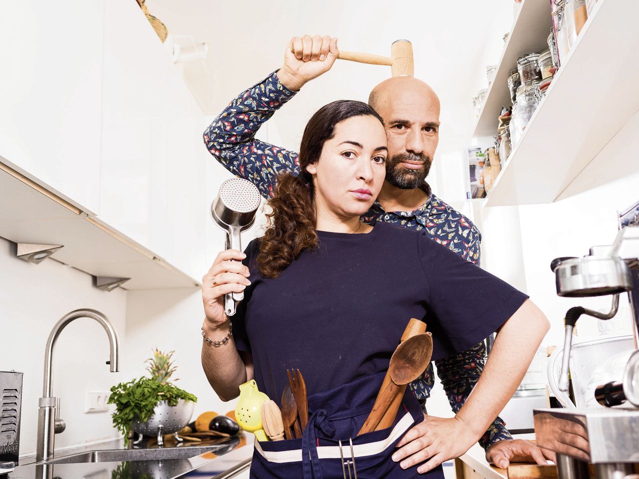 Je moet er even voor in de keuken staan, maar deze curry is hemels - NRC